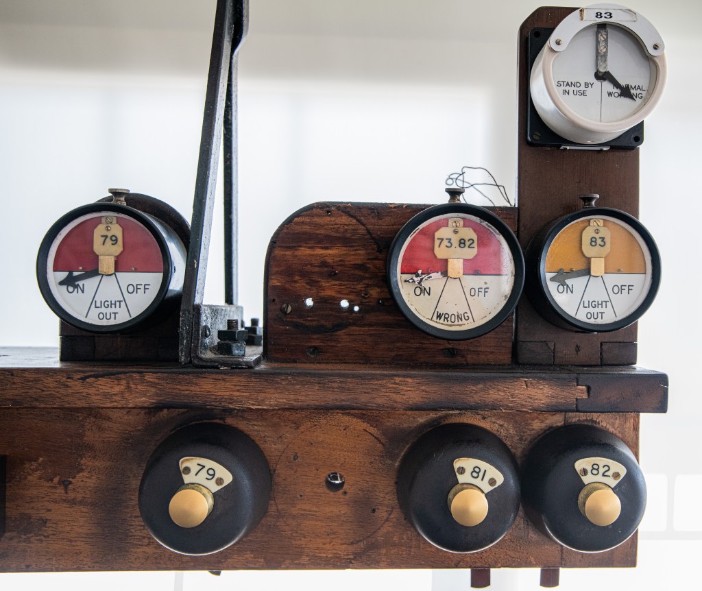 Pembrey (Burry Port) signal box | raysphotos